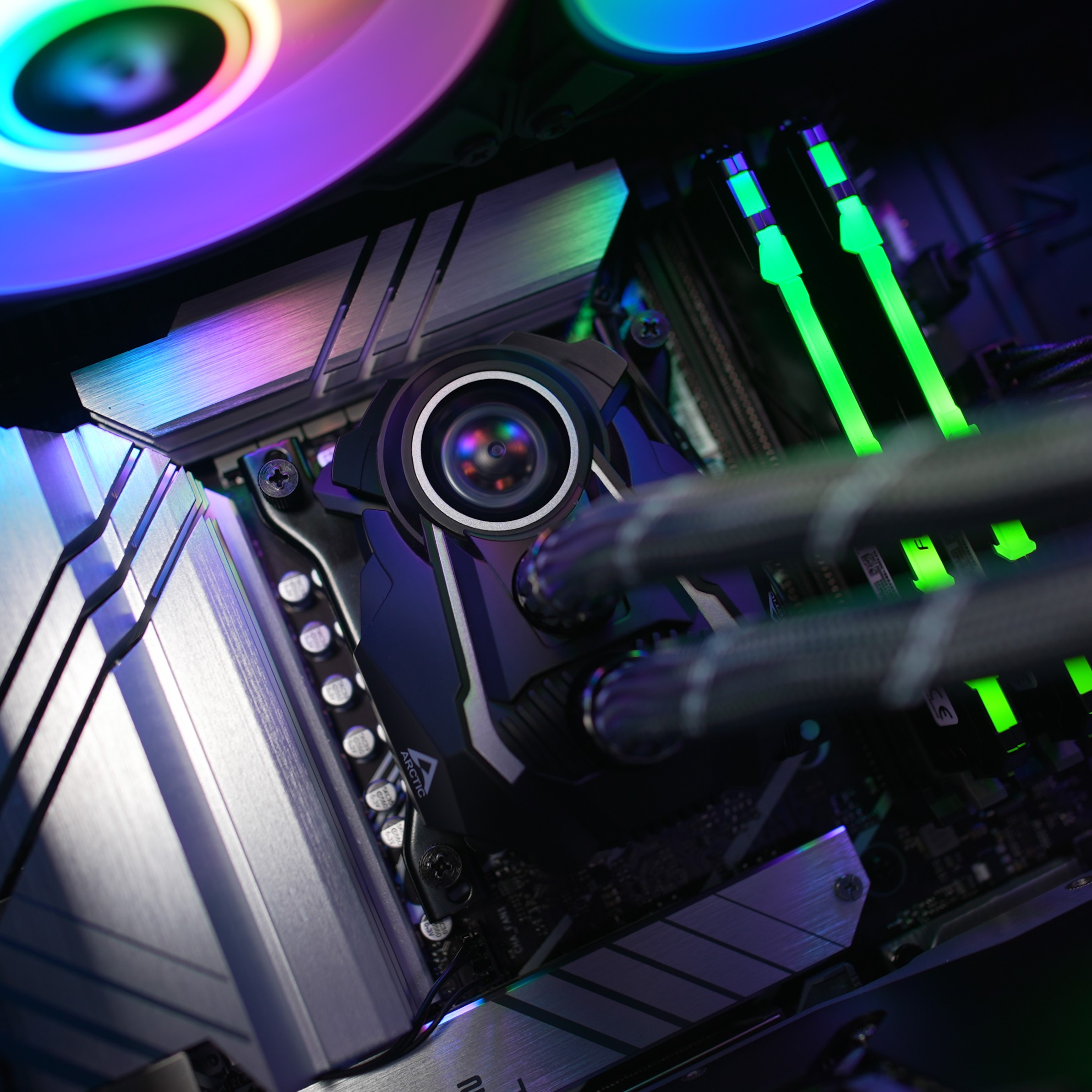 SUPREME MK6 | R9 7900 + RTX4080 - INVADER PC